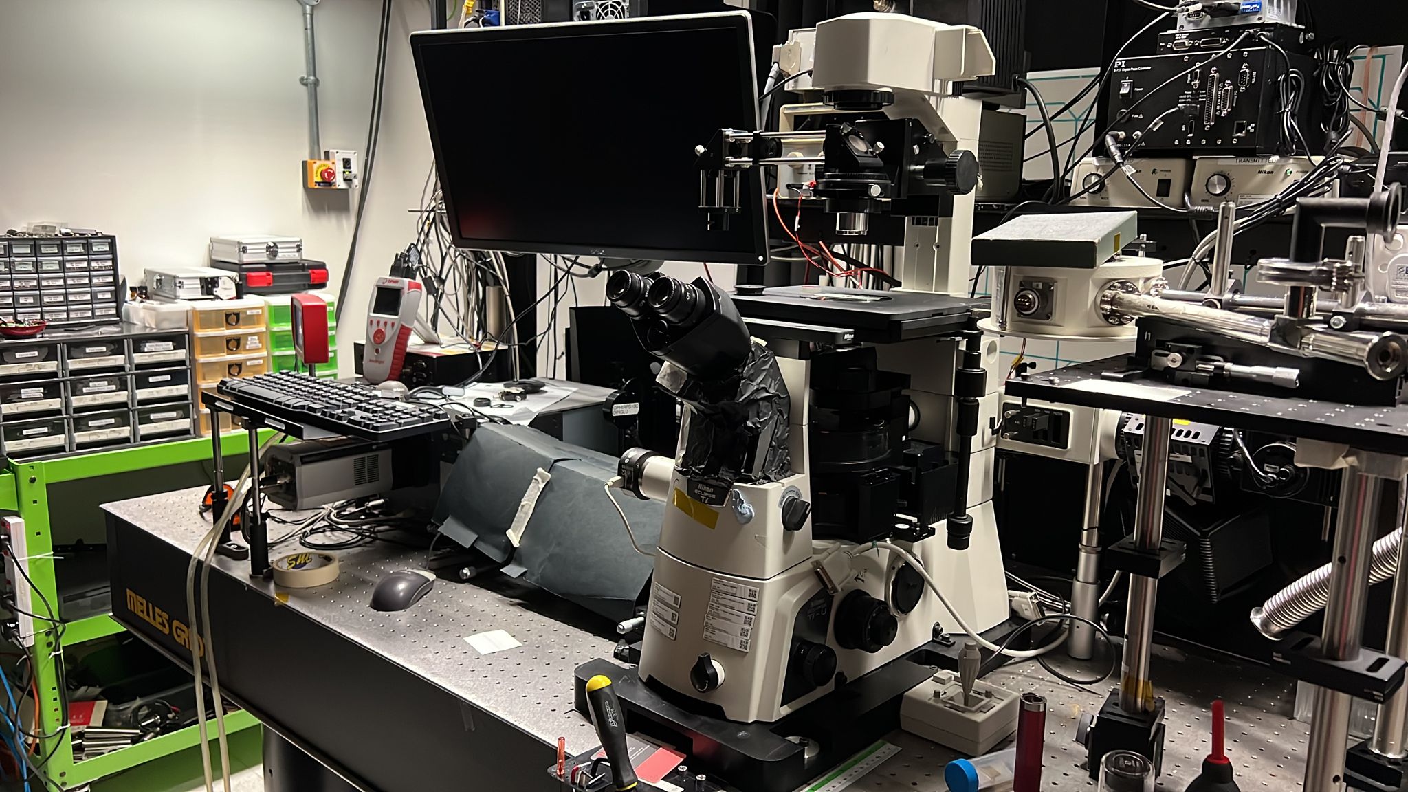Microscopy: Microscope with Spectrograph - A*STAR Scientific Equipment ...