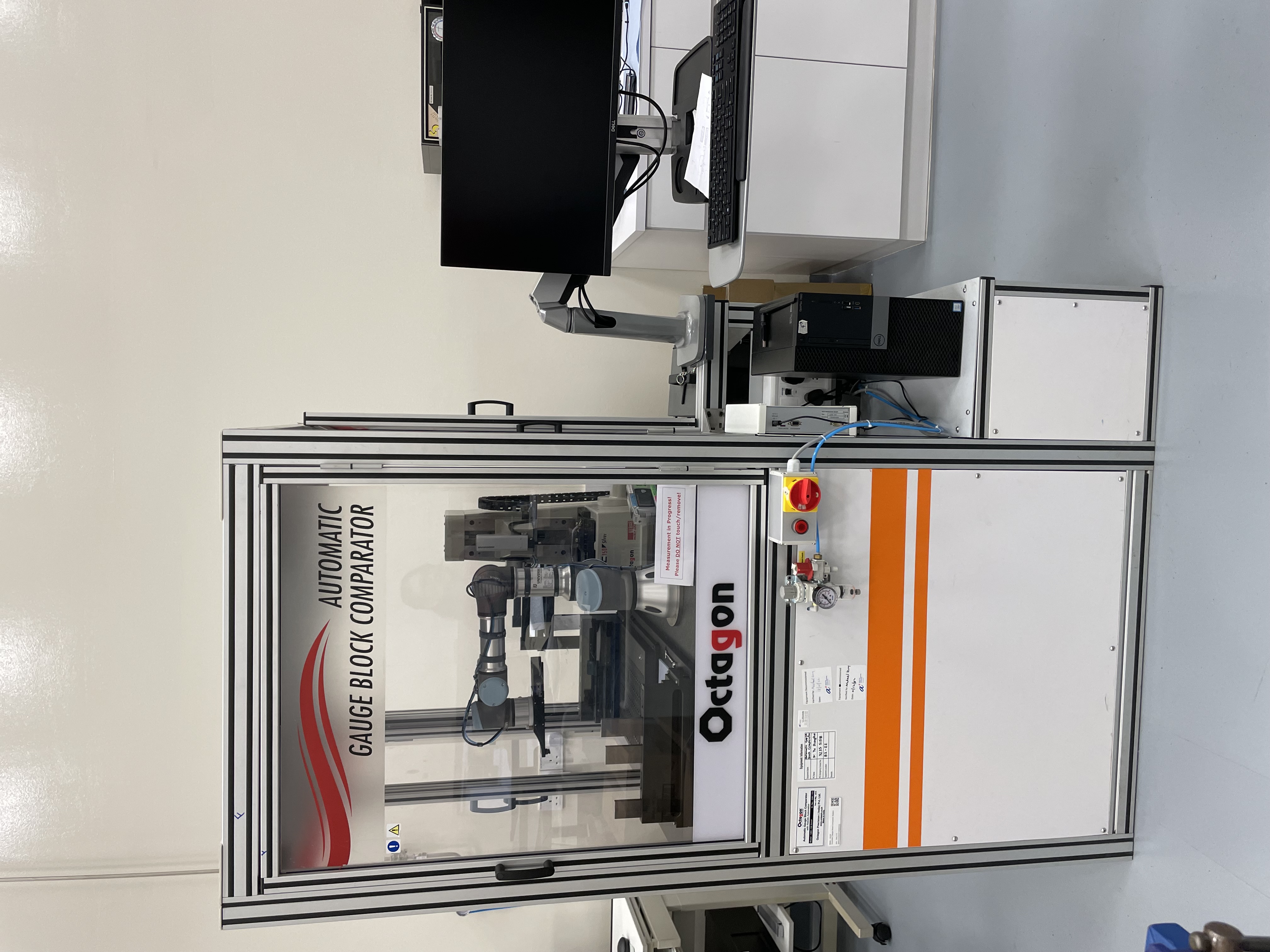 Metrology: Automatic Gauge Block Comparator System - A*STAR Scientific ...